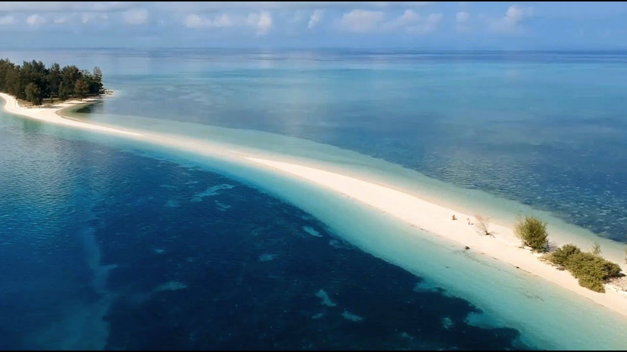 Dodola Island | Islands & Shallow Sandbanks | Morotai, North Maluku ...