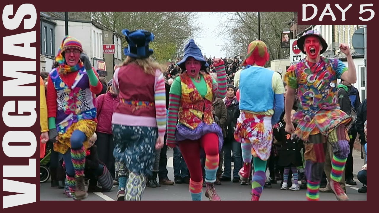 Colourful Molly Dancers | Day 5 Vlogmas 2015 - YouTube