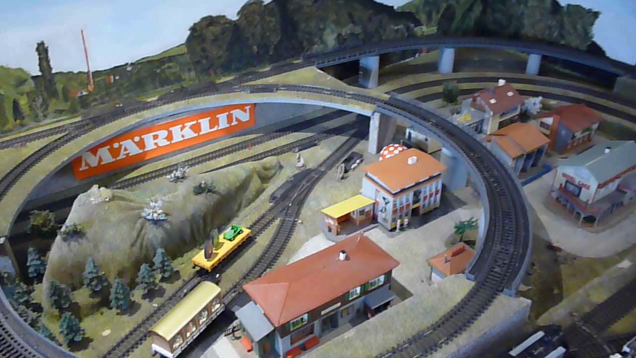 Maerklin 1972 original Shop Display Layout 0923 running my Märklin Xmas ...