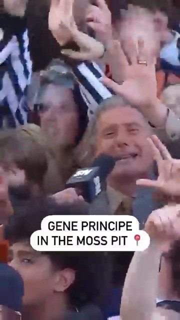 Gene Principe In Edmonton's Moss Pit 😂 - YouTube
