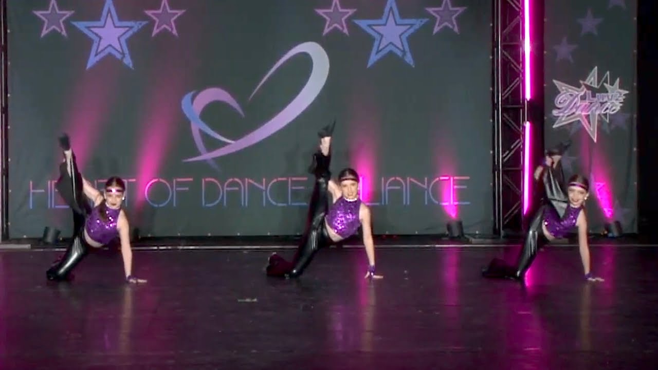 Funky Town - Mini Jazz Dance - YouTube