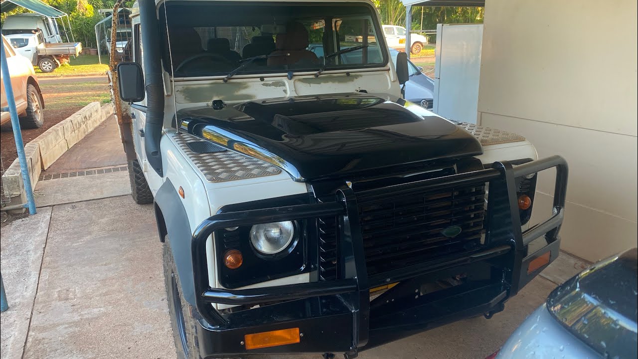 Exhaust recording of my Land Rover defender 2.4L puma tdci - YouTube