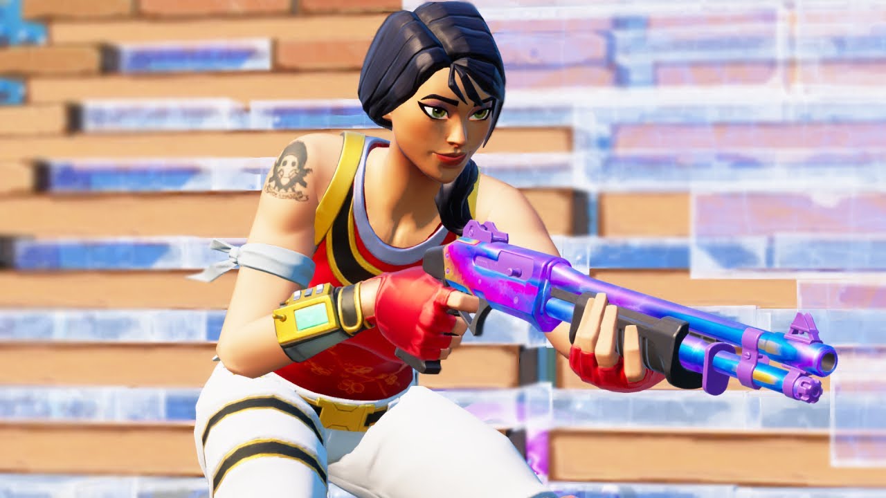 SCARLET DEFENDER SKIN | Gameplay | Before You Buy (Fortnite Battle ...