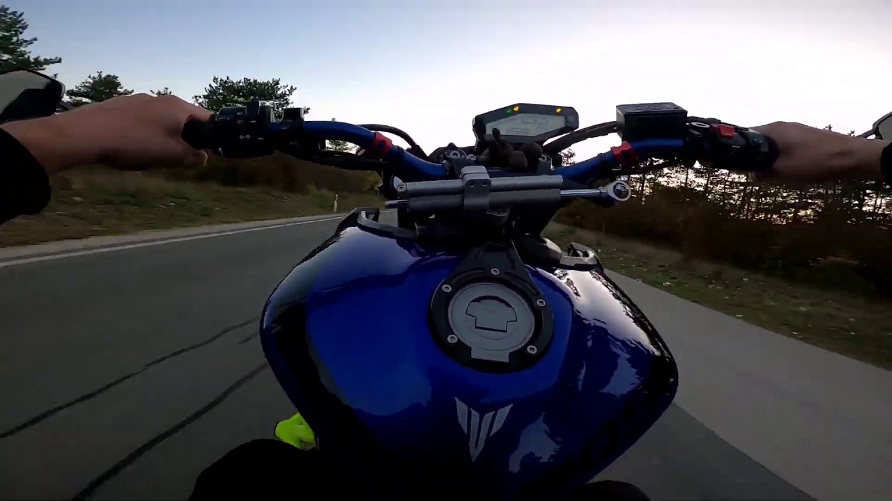 MT 09 CRAZY RIDE FULL THROTTLE - YouTube