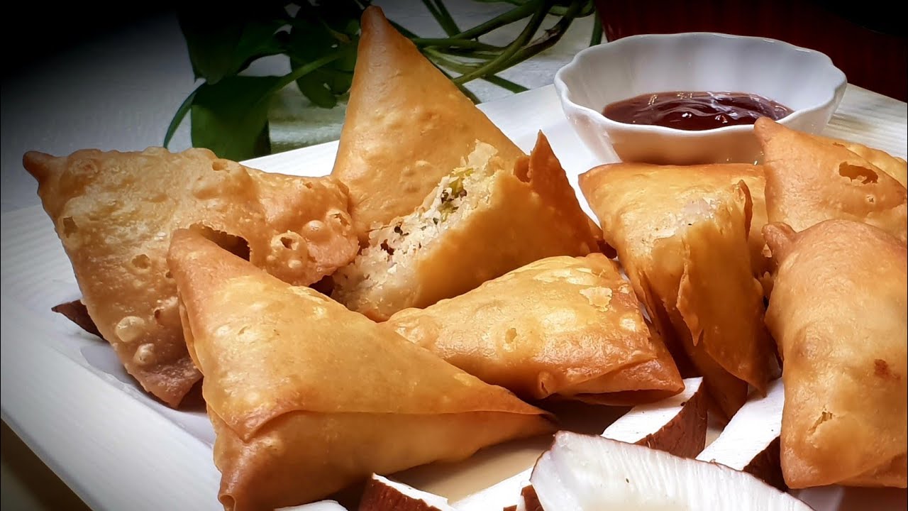 How to make Coconut Samosa Crispy & Crunchy || Coconut Samosa Recipe ...