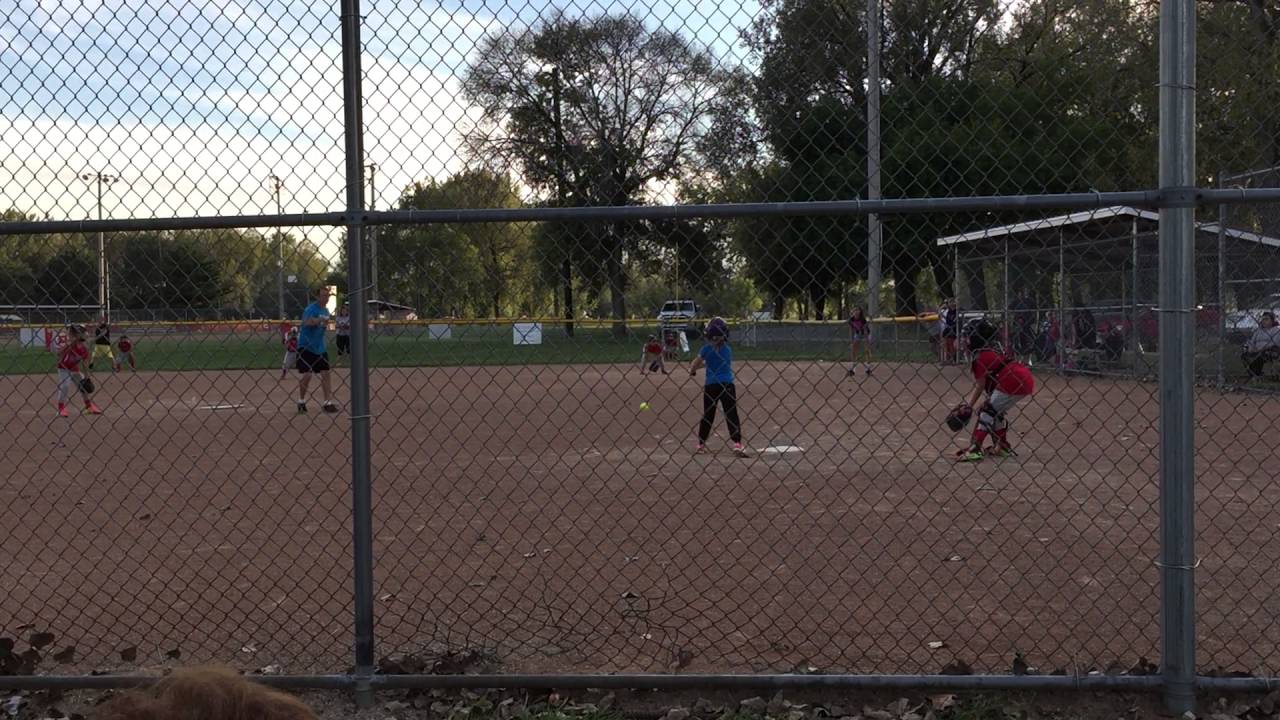 Anna's Softball Debut - YouTube
