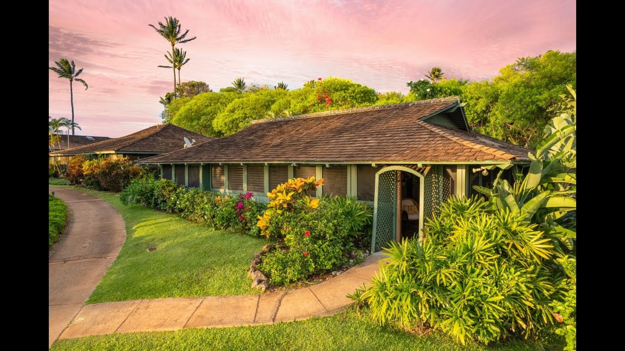 Authentic and Unique Kaanapali Maui Cottage | International Colony Club ...