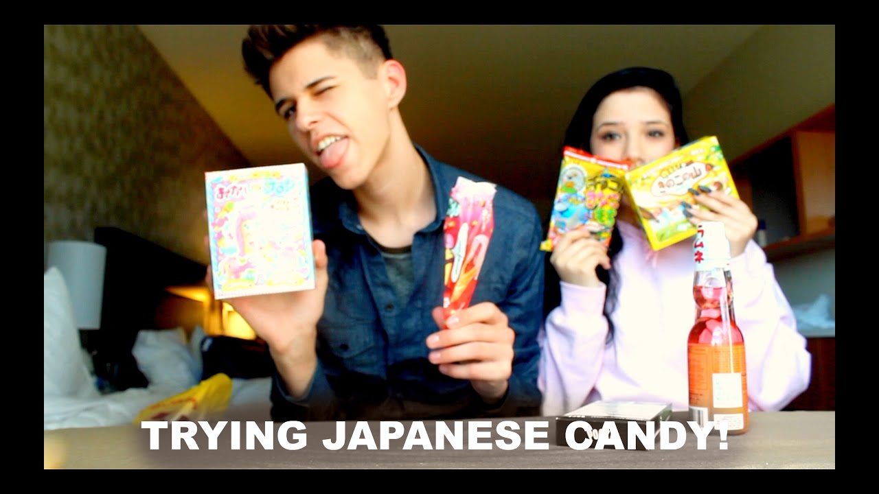 AMERICANS TRY JAPANESE CANDY! - YouTube