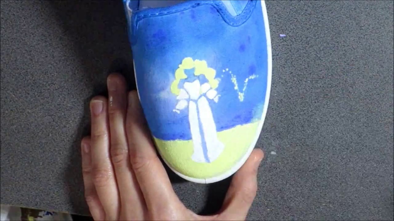 Painting Shoes: "The Swan Princess" - YouTube