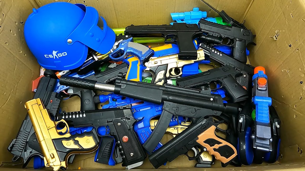 Blue Mega Toy Gun Box — MP5 & Uzi SMGs, P90, M870 Pump Shotgun, 357 ...