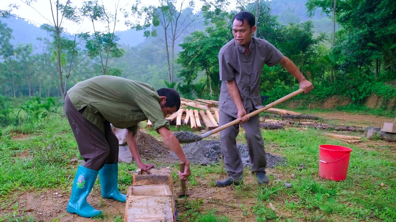 The Country Boy and the Single Old Man prepare concrete pillars to ...