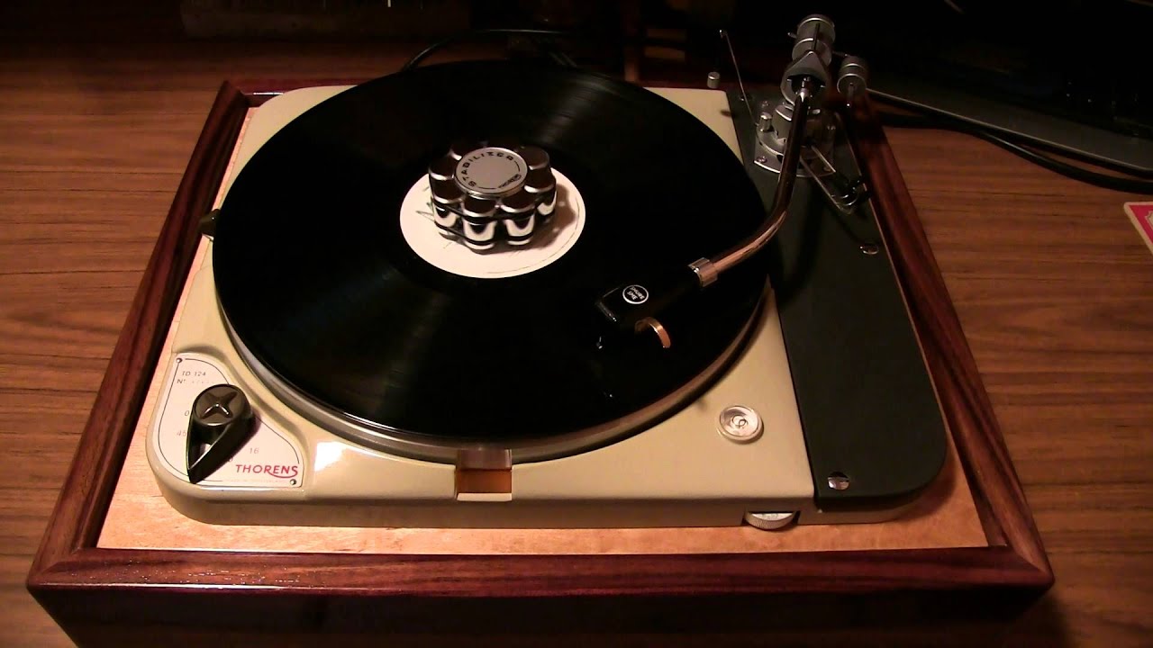 STS TURNTABLES Restored Original Thorens TD124 Turntable - YouTube