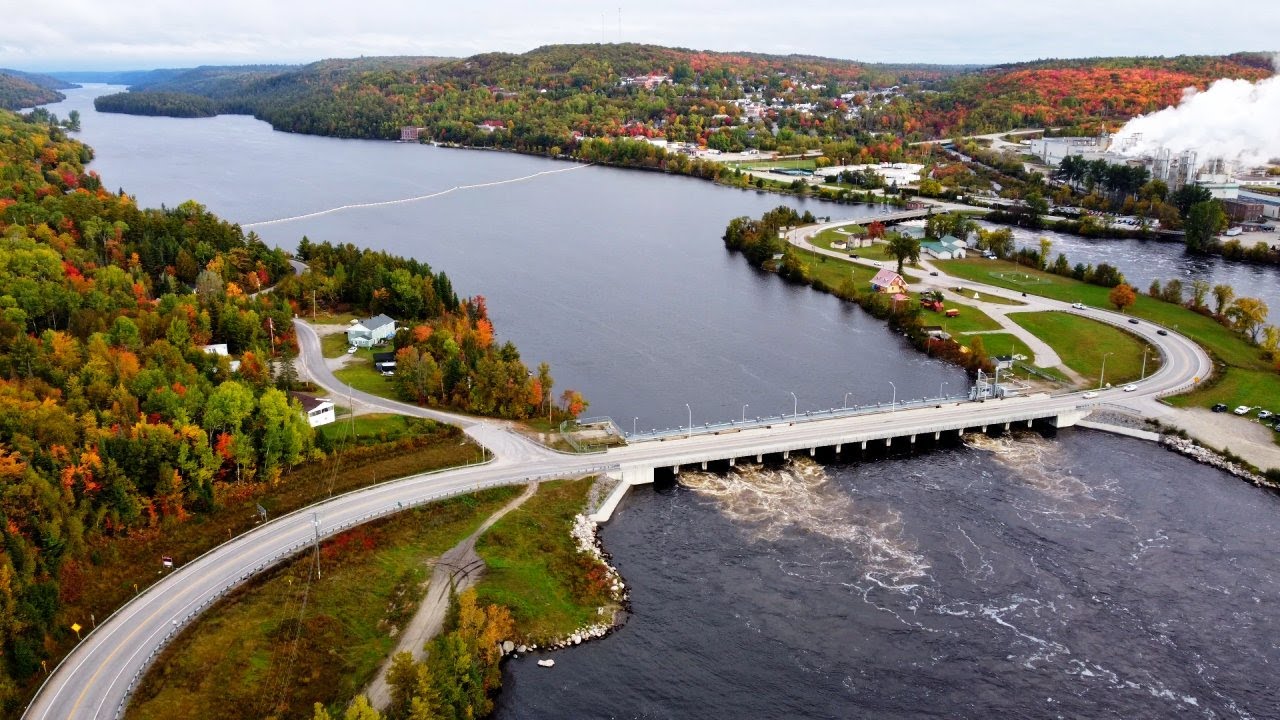 TEMISCAMING ONE OF THE MOST BEAUTIFUL TOWNS - YouTube