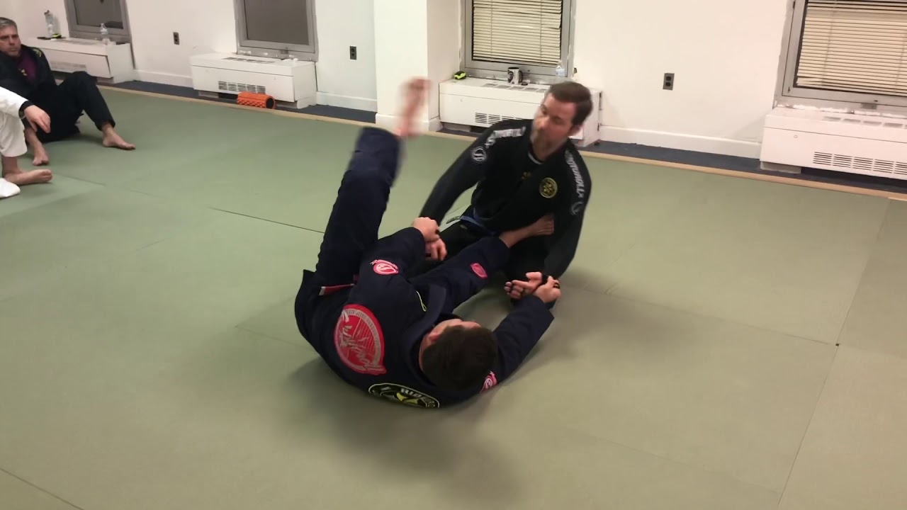 Lasso Guard Series Part 2: “Lasso Knee Shield Sweep” - YouTube