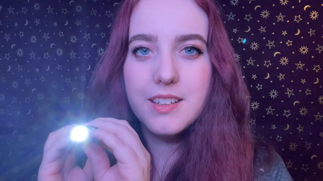 ASMR | Focus | Light Triggers and Hand Movements 😌 - YouTube