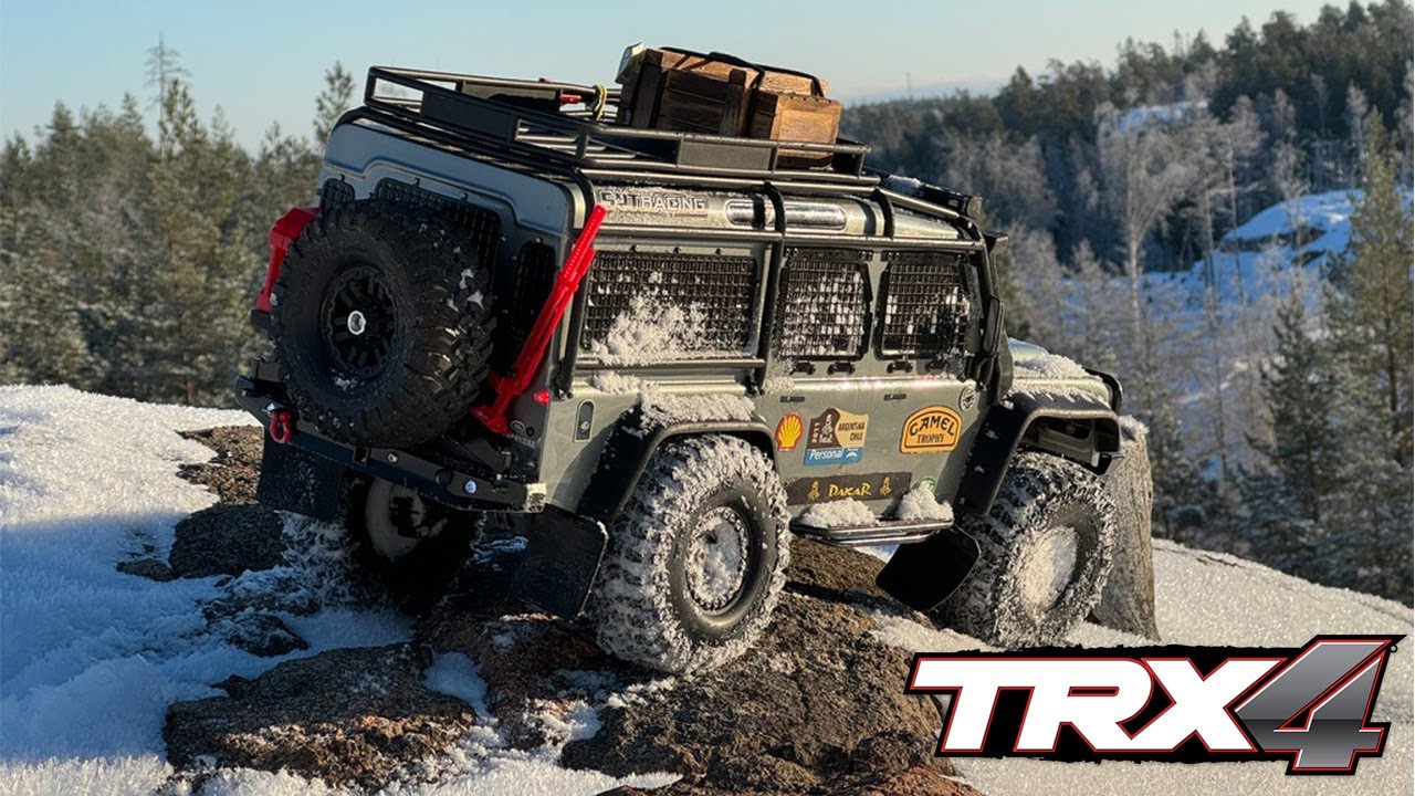 Traxxas TRX-4 Defender Snow run. Cold weather RC Crawling - YouTube