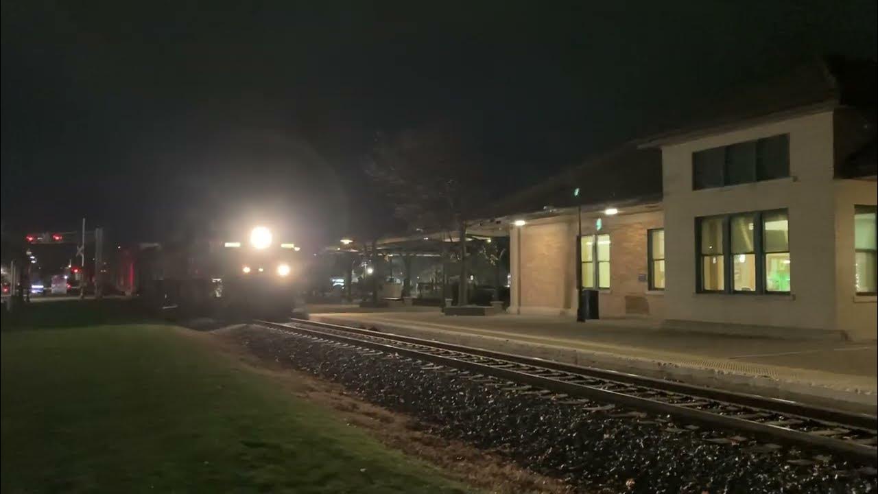 CSX M326 Holland Michigan 12/5/22 - YouTube
