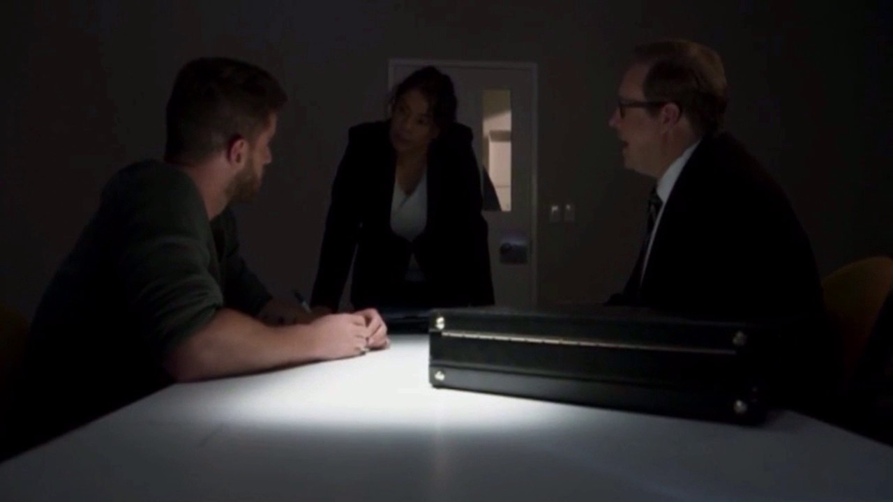 Home & Away Detective Amy N.T Homicide Squad - YouTube