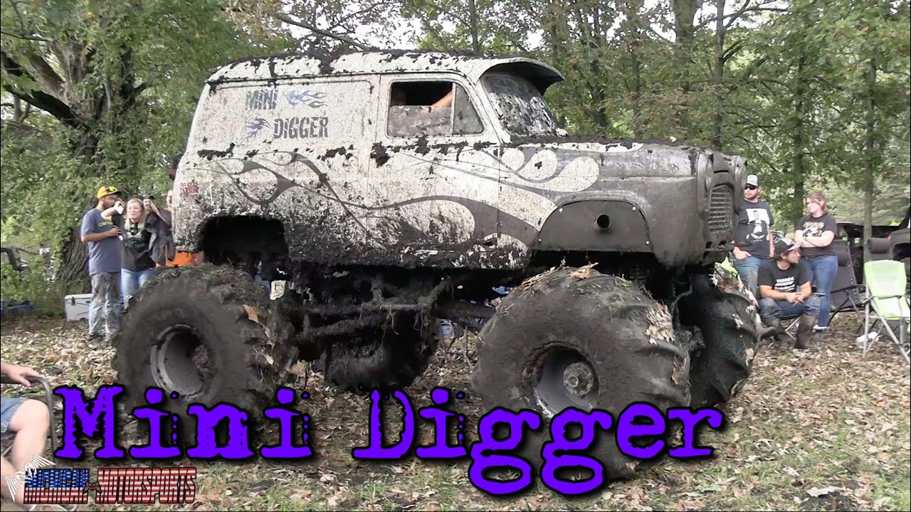 Mini Digger @ KB Memorial Bog - YouTube