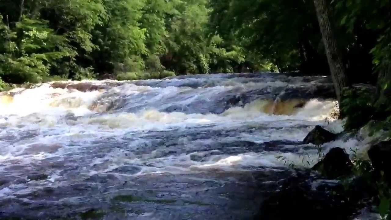Paul and Brian running Staircase rapids on the Scantic in Enfield, CT ...