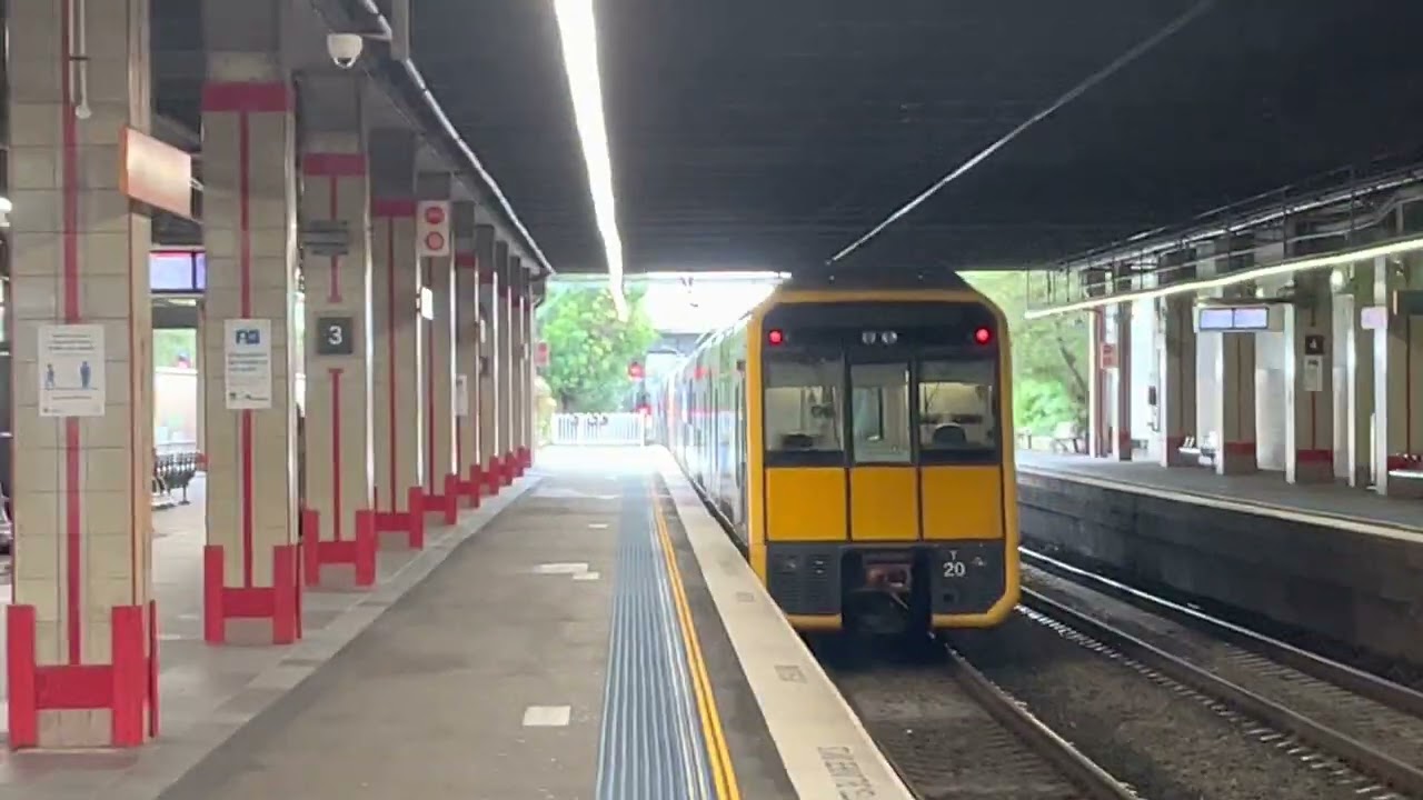 Sydney Trains - Ex-TAN1 set Tangara (T20) - YouTube
