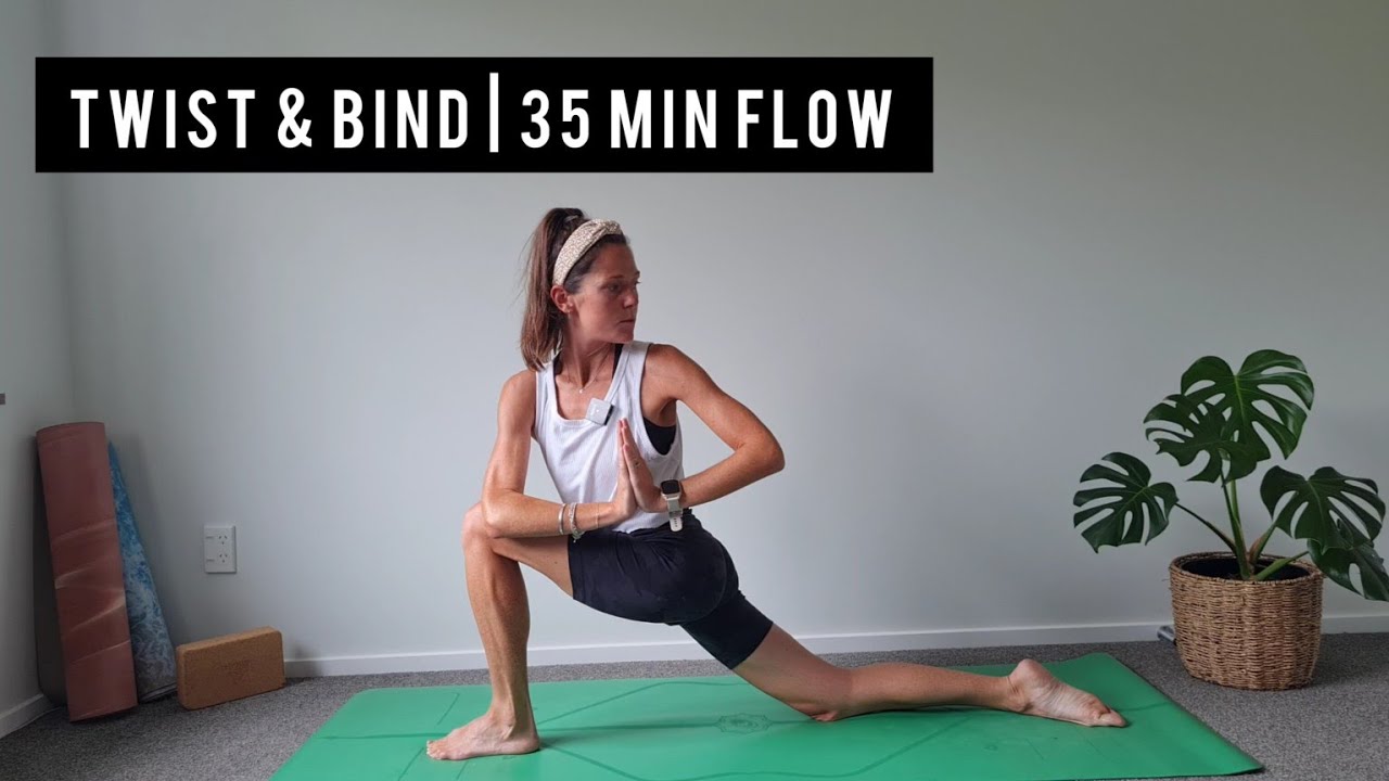 Twist & Bind| 35 minute flow | Flow with Holly - YouTube