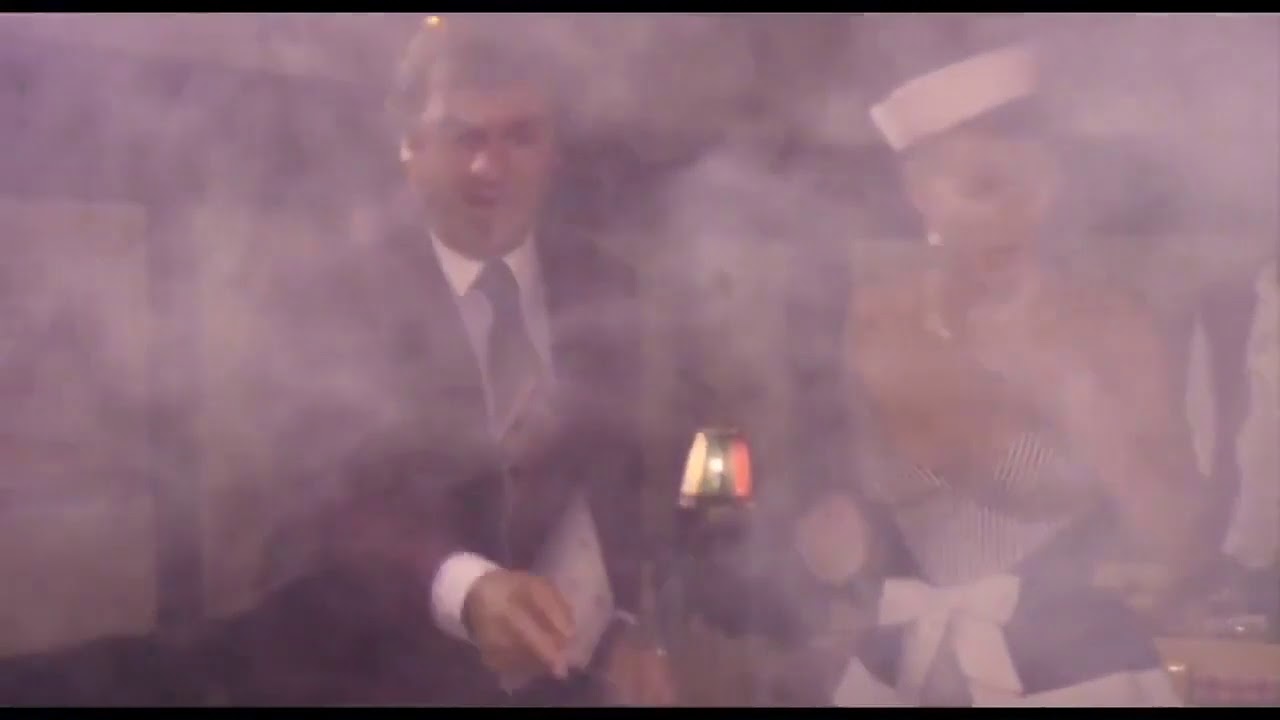 Policeman in New York - Laughing gas scene - YouTube