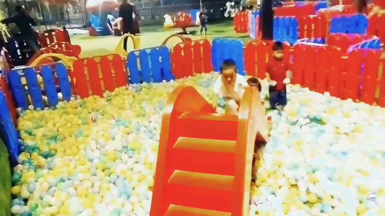 Chiklee Water Park Rangpur। Kids playing with Rides।। চিকলী ওয়াটার ...