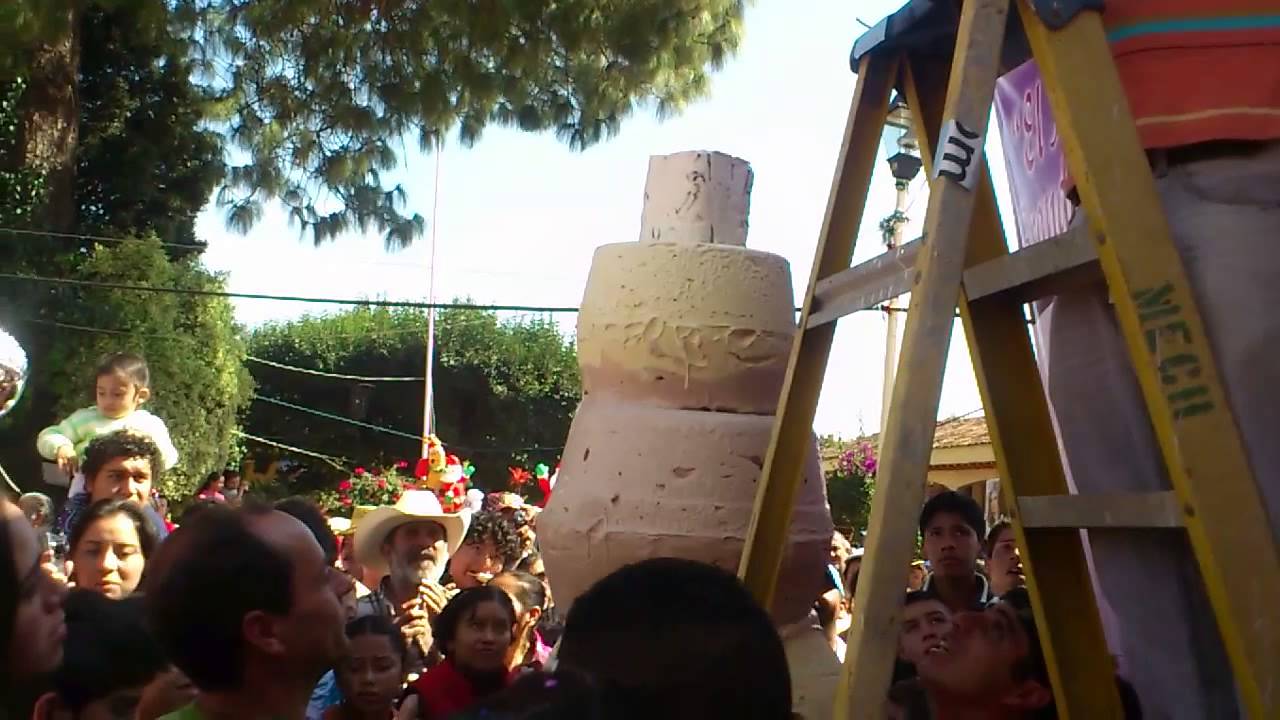 El helado mas grande de Tocumbo Michoacan. - YouTube
