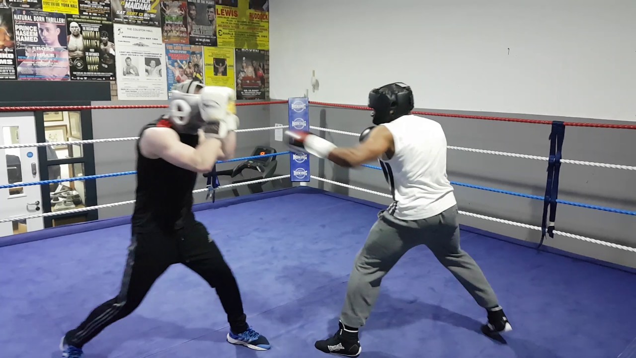 Boxing sparring last round welterweight - YouTube