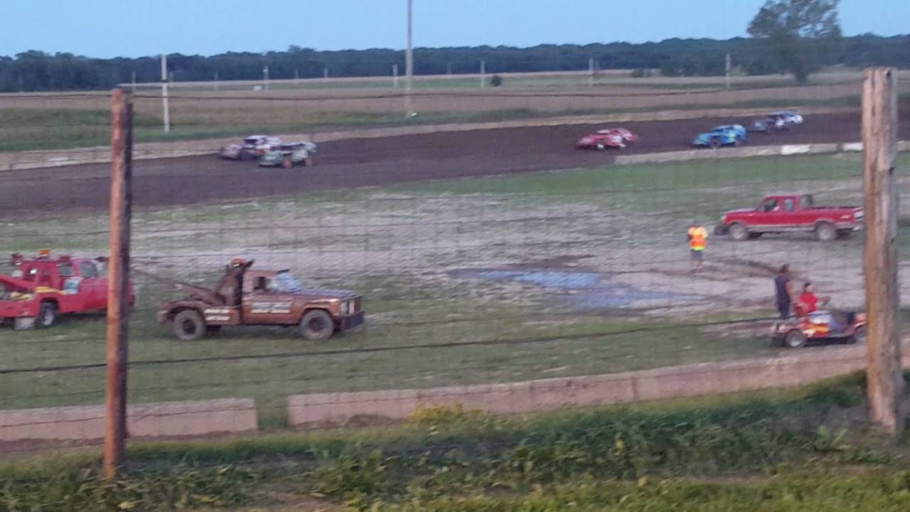 Shadyhill Speedway Modified heat race September 3 2016 - YouTube