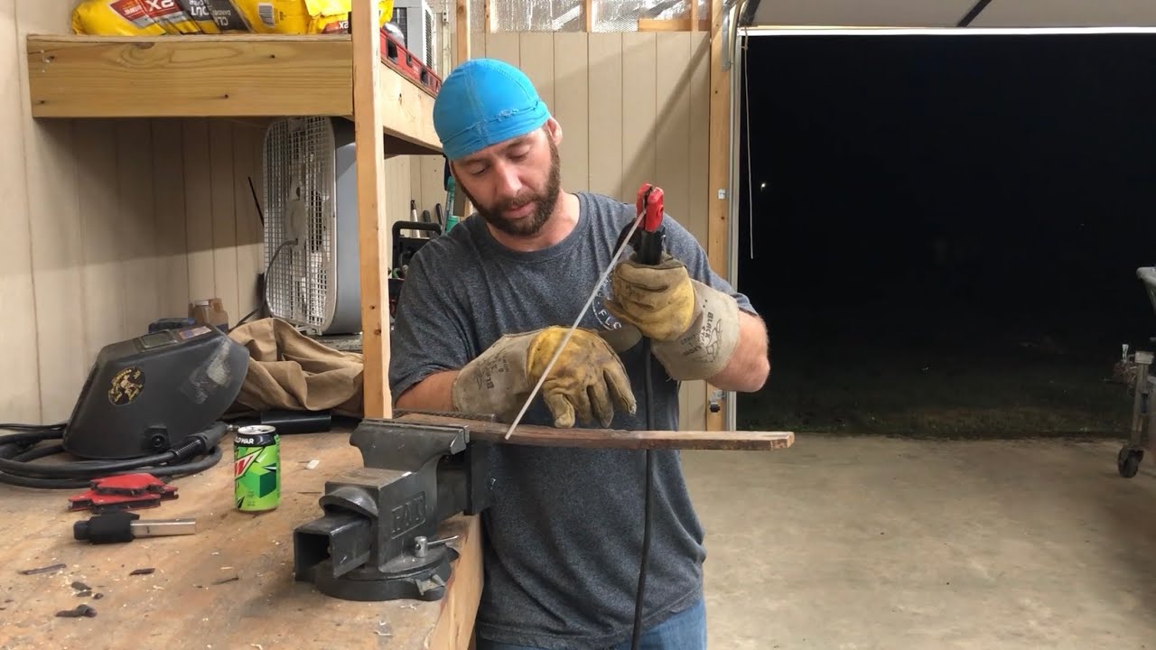 How to position your body for welding - YouTube