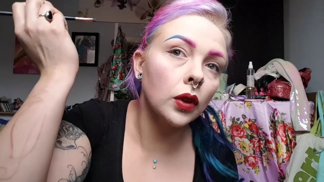 How I do my Colourful Eyebrows with liquid lipsticks - YouTube