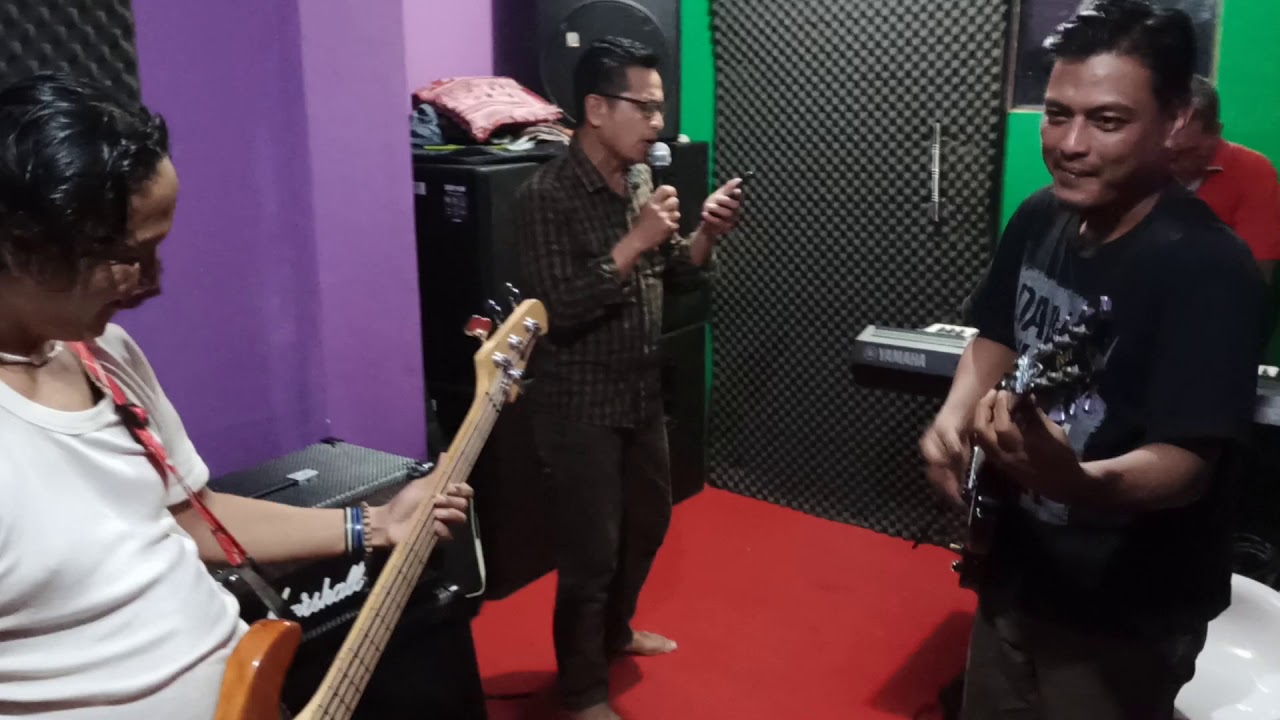 Syahdu Rhoma Irama Cover AR ROHA Band Bengkulu - YouTube