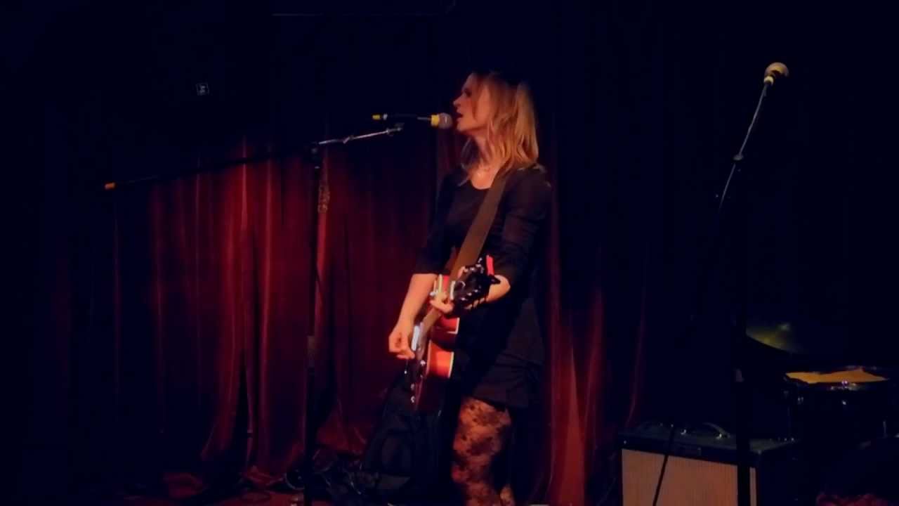 "Everybody Loves A Narcissist" by Alice Austin at Precinct 5/11/11 ...