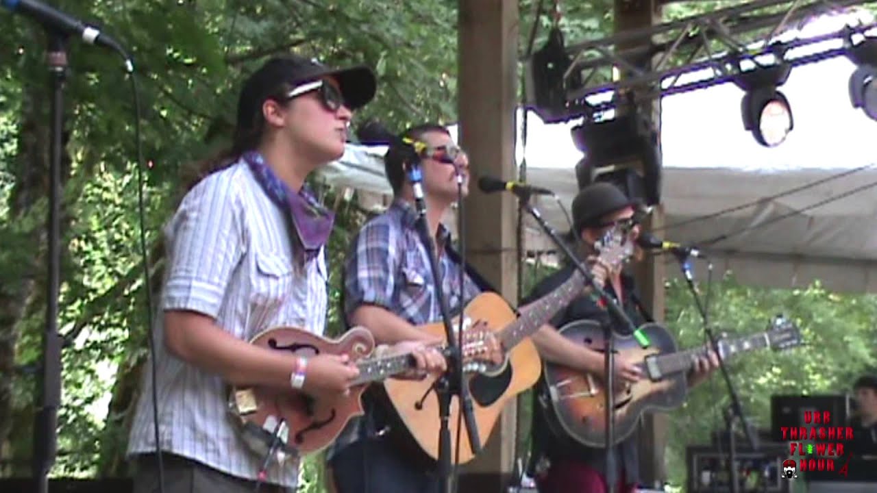 UTFH: Fruition - Mountain Annie (String Summit) - YouTube