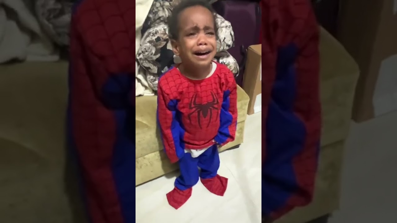 Spider man crying 😂😂😂 - YouTube
