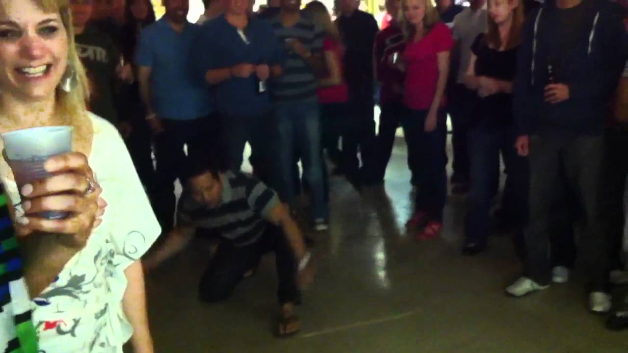 Tom's toonie toss - YouTube
