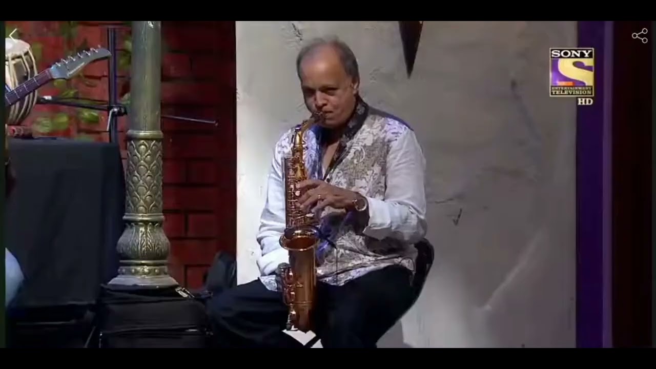 Arijit Singh Singing Mone Pore Rubi Ray X Meri Bheegi Bheegi Si - YouTube