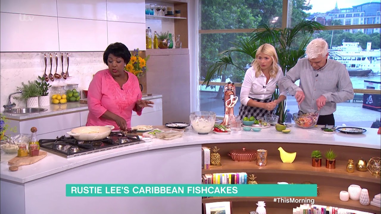 Rustie Lee's Mango Coleslaw and Zesty Dressing | This Morning - YouTube