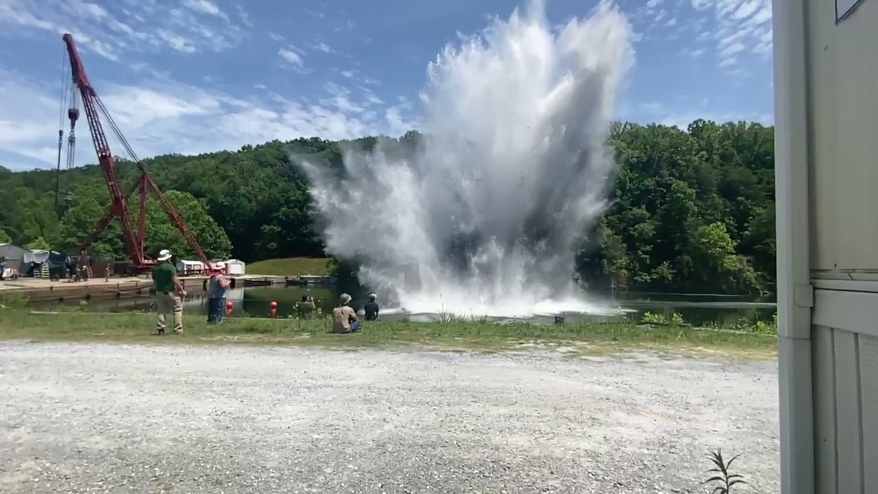 MIL-STD-810 Test Method 516.6 | Barge Test - YouTube