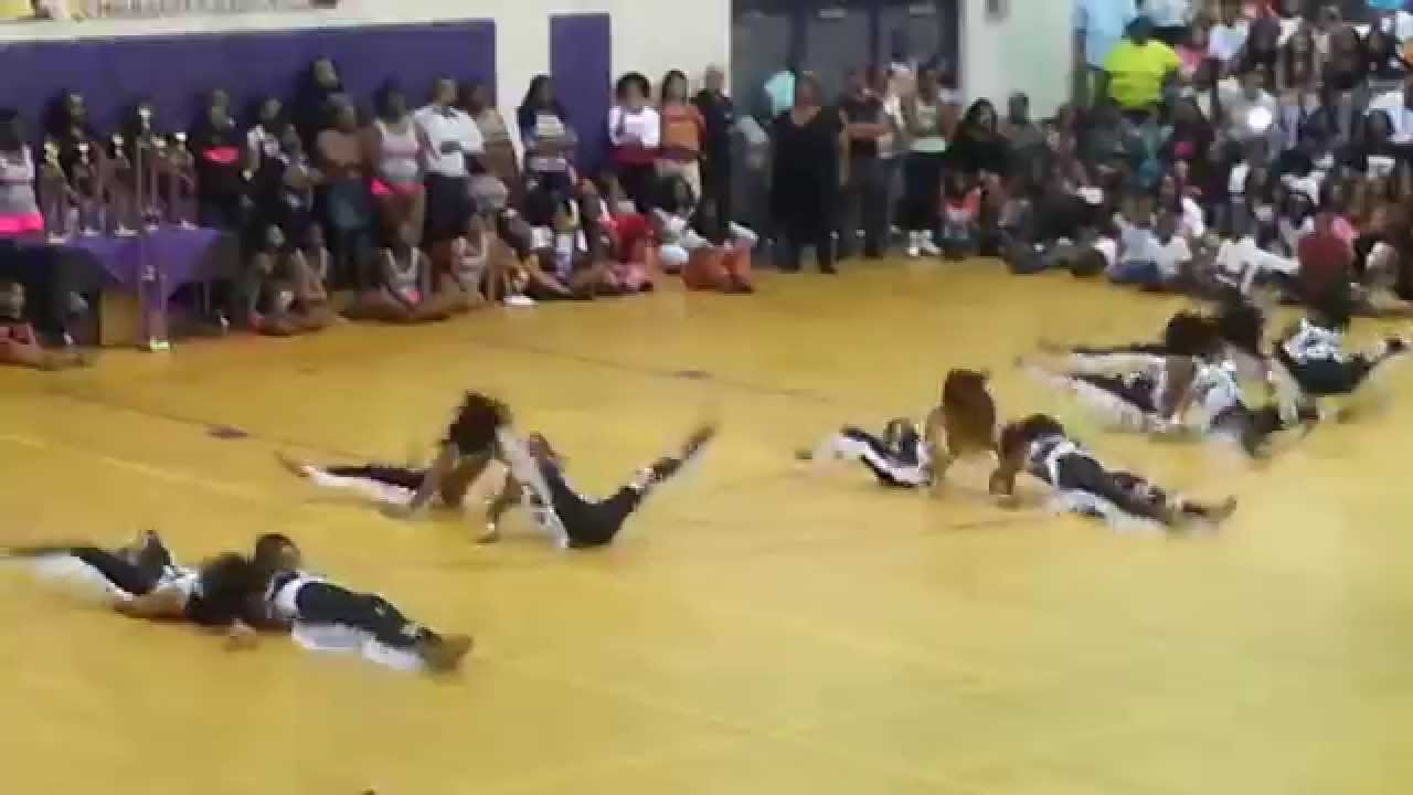 Bring It Dancing Dolls Stand Battle Part 1 Youtube