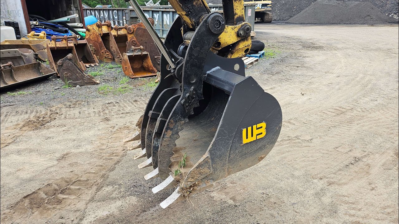 Werk Brau 36" Digging Bucket for Yanmar Vio55 - YouTube