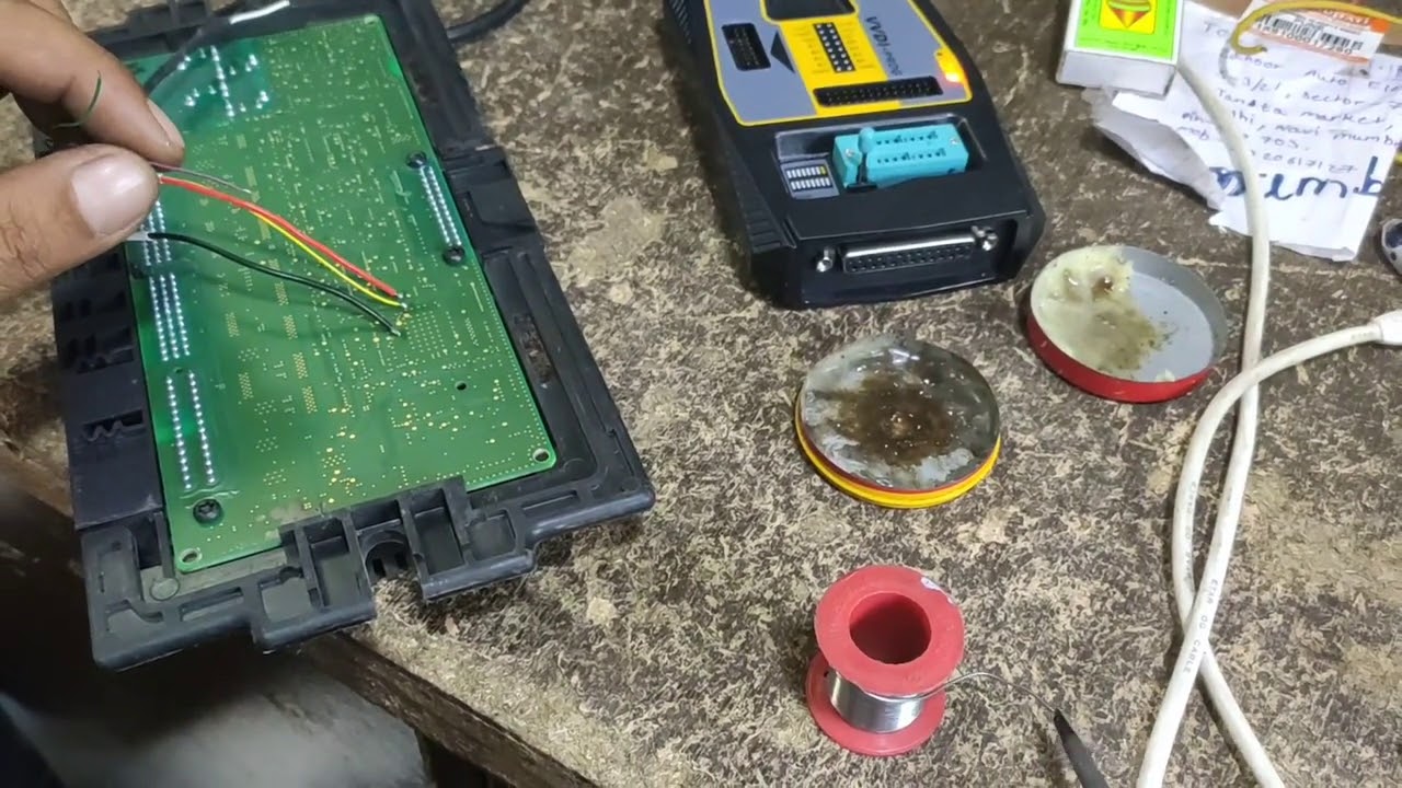 BMW frm module repair /bmw frm footwell module issues - YouTube