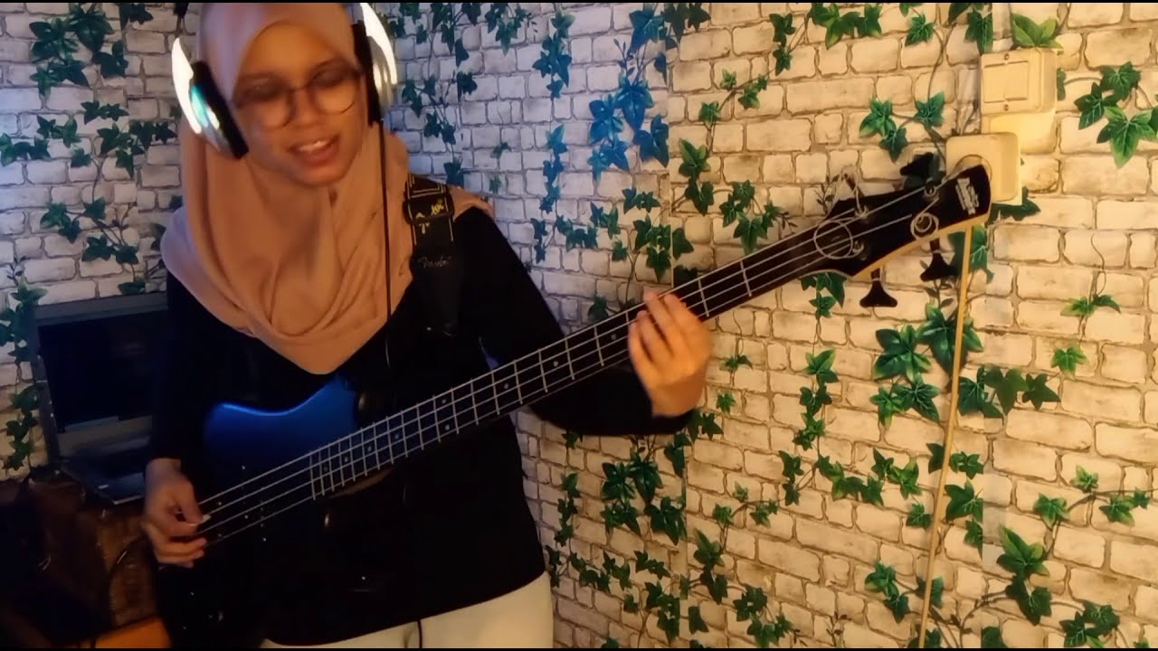 Tame Impala - New Person, Same Old Mistakes (Bass Cover with Tabs ...