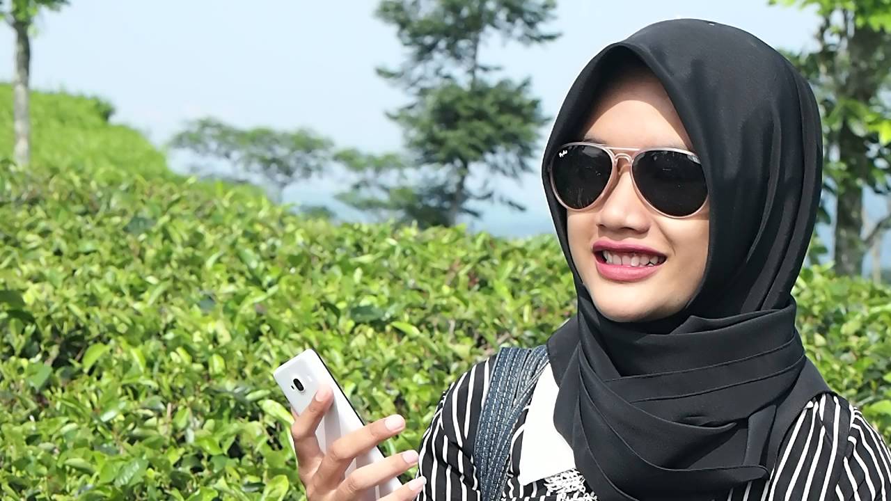 Opening Host Camera 2 - YouTube