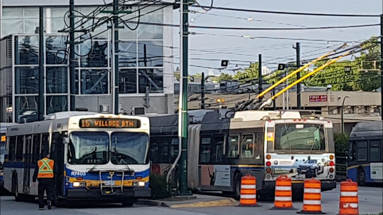 Translink 2000 New Flyer D40LF R7405 - YouTube