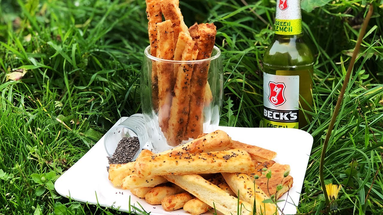 SARATELE / SALEURI FRAGEDE CU CASCAVAL ,CELE MAI DELICOASE 🧀 | SIMPLU ...