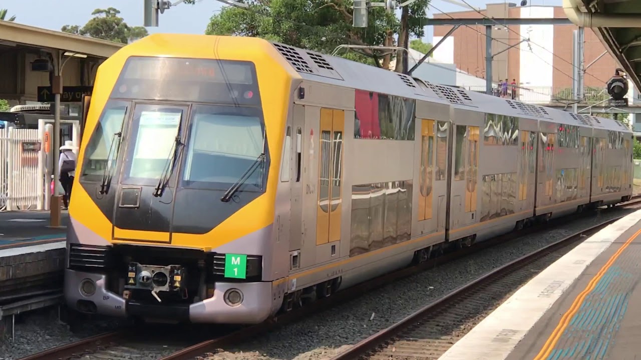 Sydney Trains: M1 departing Fairfield - YouTube