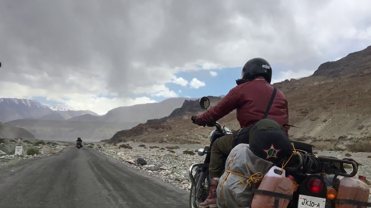 Himalayan bike ride. Leh ladakh - YouTube